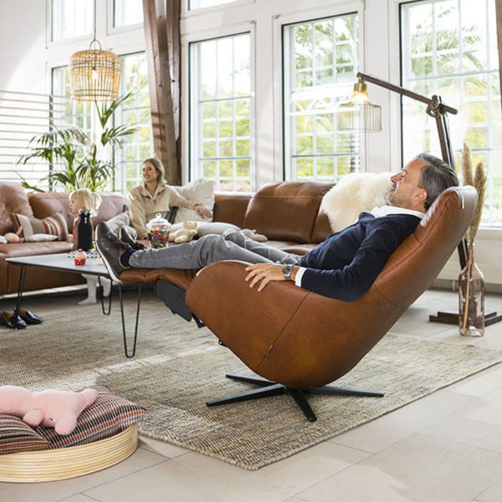 Filippoo - Chesters Collection Malaysia (620903-X)